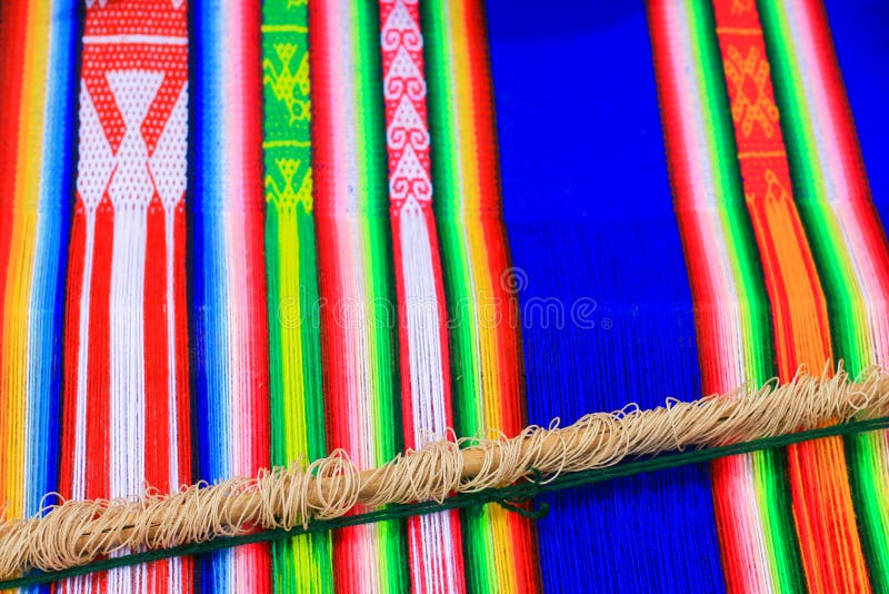 Tissu péruvien photo stock. Image du artisanat, titicaca - 49769840