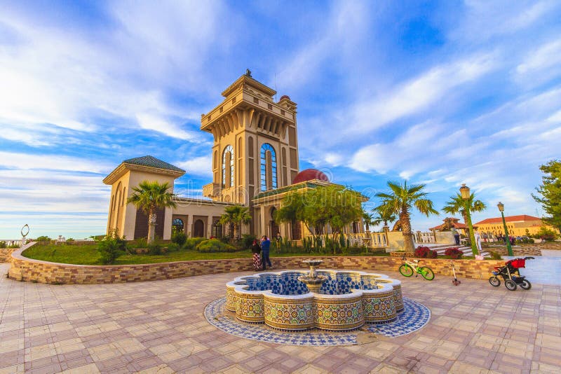 Tlemcen photo stock éditorial. Image du urbain, mosquée - 93604448