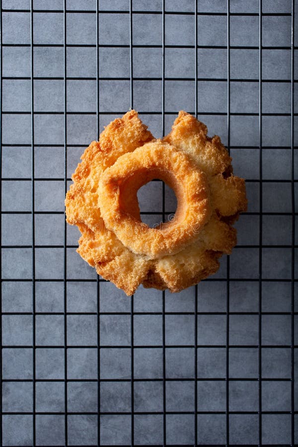 To Down Plain Old-fashioned Donut Stock Photo - Image of oven, shop ...