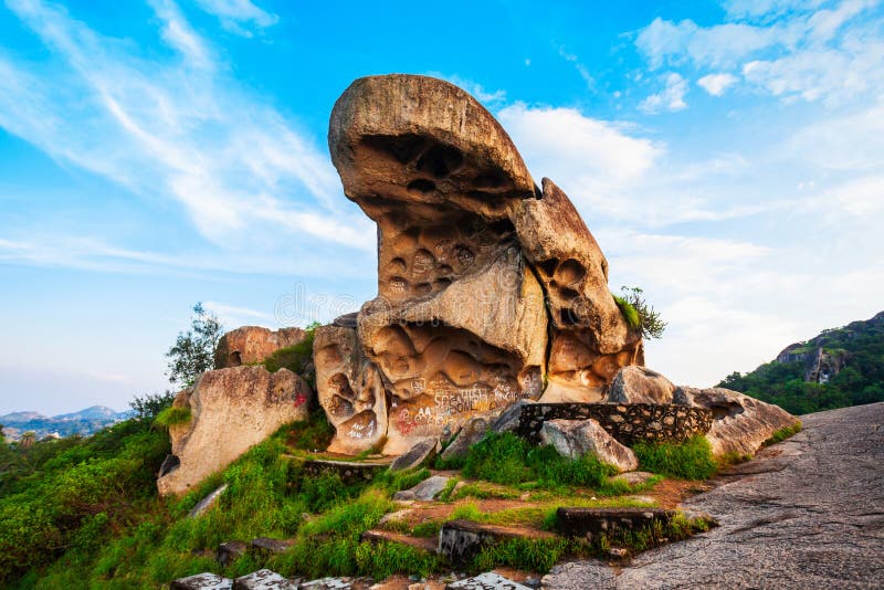 Toad Rock in Mount Abu, India Stock Image - Image of panorama, hill ...