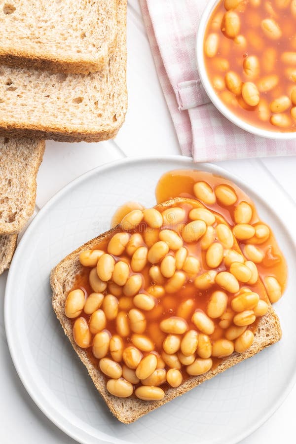 Toast Bread with Baked Beans Stock Photo - Image of flat, diet: 190752428