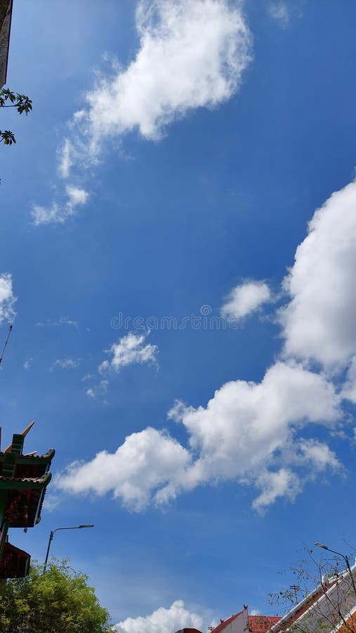 A Very Sunny Day beside a Beautiful Beach Stock Photo - Image of sunny ...