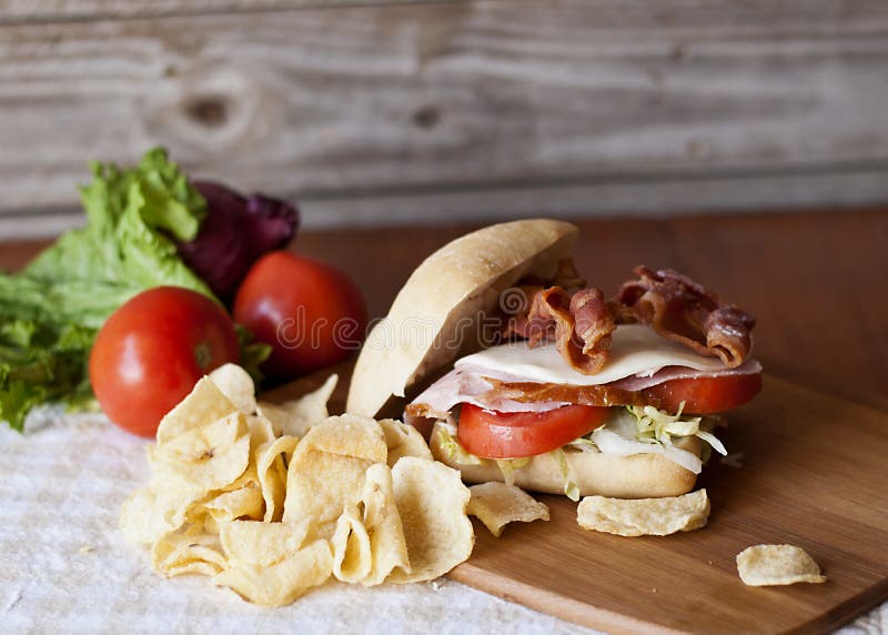 Todo intercala en un bollo foto de archivo. Imagen de bollo - 40336734