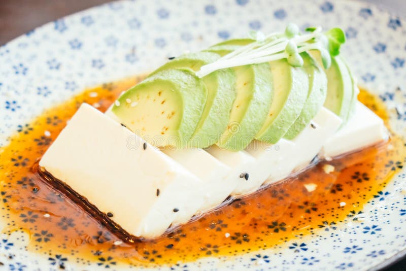 Tofu and avocado stock image. Image of vegan, food, salad - 92184327