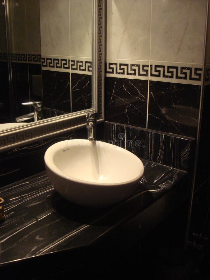 Toilet Design Under Versace Stock Illustration - Illustration of ...