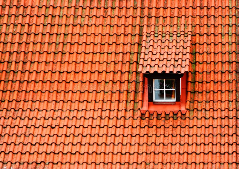 Toit De Tuile Rouge Et Mansardes Image stock - Image of copenhague ...
