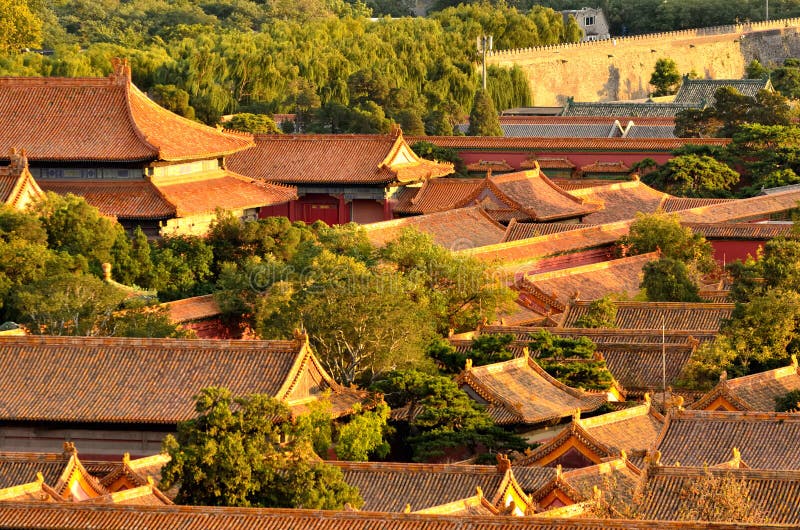 Toits De La Ville Interdite Photo stock - Image du pékin, porcelaine ...