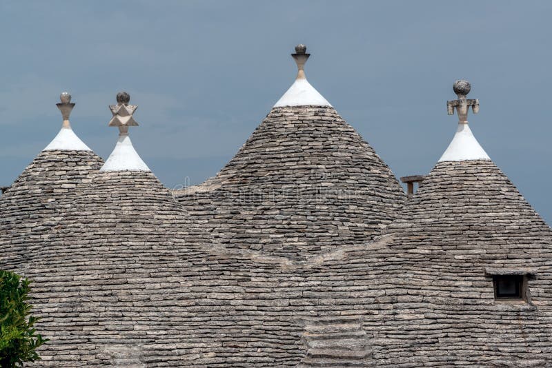 Chambre De Trulli, Pouilles, Italie Photo stock - Image du pinacle ...