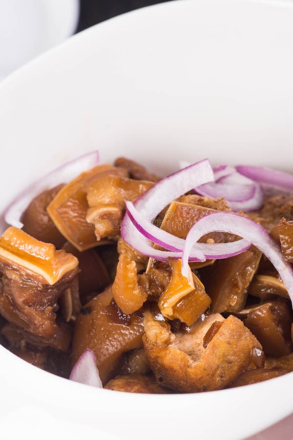 Tokwa& x27; t baboy foto de stock. Imagem de orelhas - 76642466