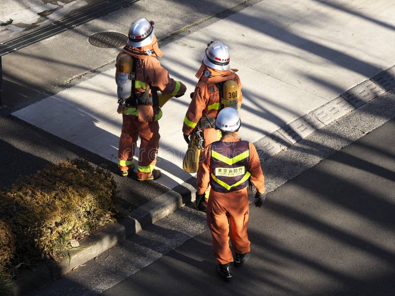 Firefighters at Real Fire Scene in Tokyo, Japan Editorial Photography ...