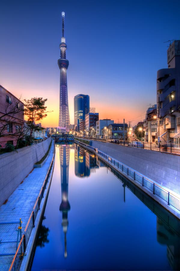 Tokyo Skytree Sunset Reflection Editorial Stock Image - Image of ...