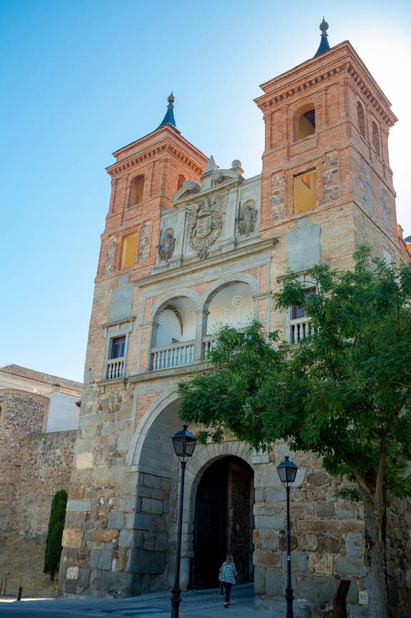 Toledo Cambron Gate and Tower, Spain Editorial Stock Photo - Image of ...