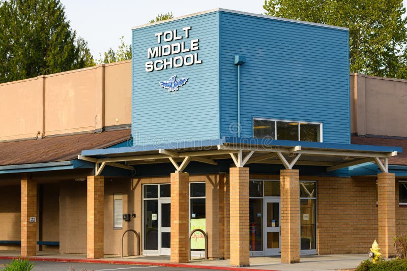 Tolt Middle School in Carnation Washington Editorial Photo - Image of ... Tolt Middle School in Carnation Washington Editorial Photo - Image of ...