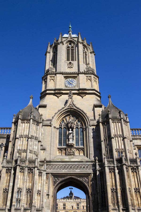 Tom Tower in Oxford stockbild. Bild von englisch, historisch - 76326711