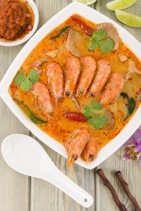 Tom Yum Goong stock image. Image of coriander, prawns - 29227575