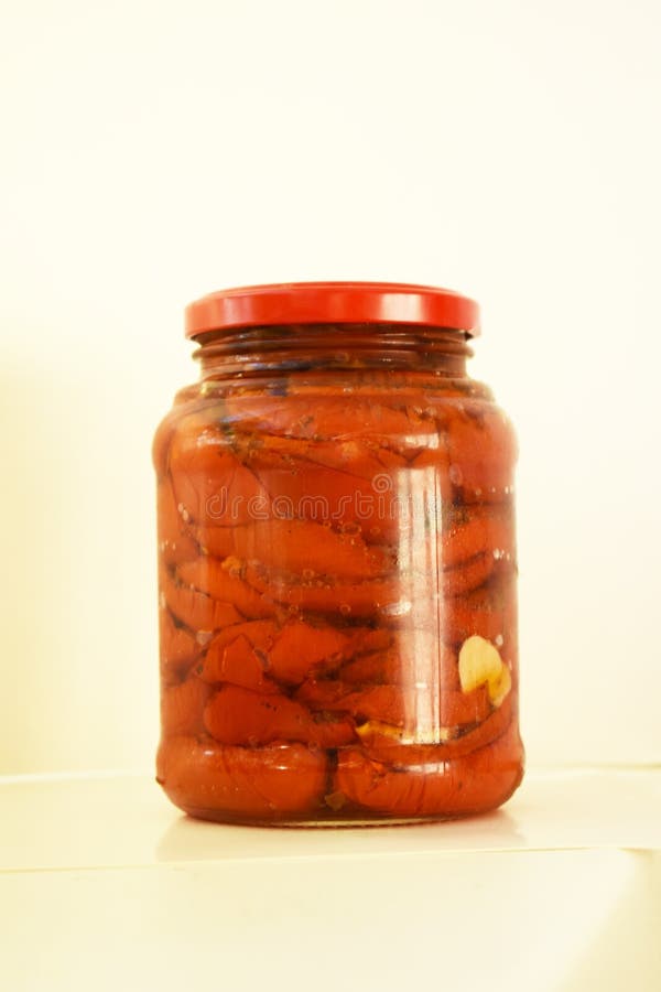 Tomate Enlatado Isolado Em Fundo Branco Imagem de Stock - Imagem de ...