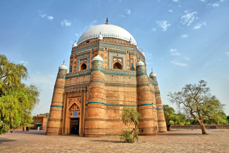 Tomb of Shah Rukn-e-Alam in Multan, Pakistan Stock Photo - Image of ...