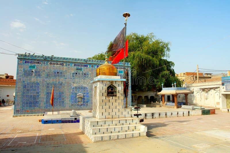 Tomb of Shah Rukn-e-Alam in Multan, Pakistan Stock Photo - Image of ...