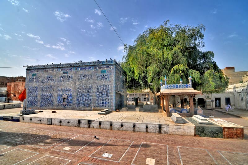 Tomb of Shah Rukn-e-Alam in Multan, Pakistan Stock Image - Image of ...