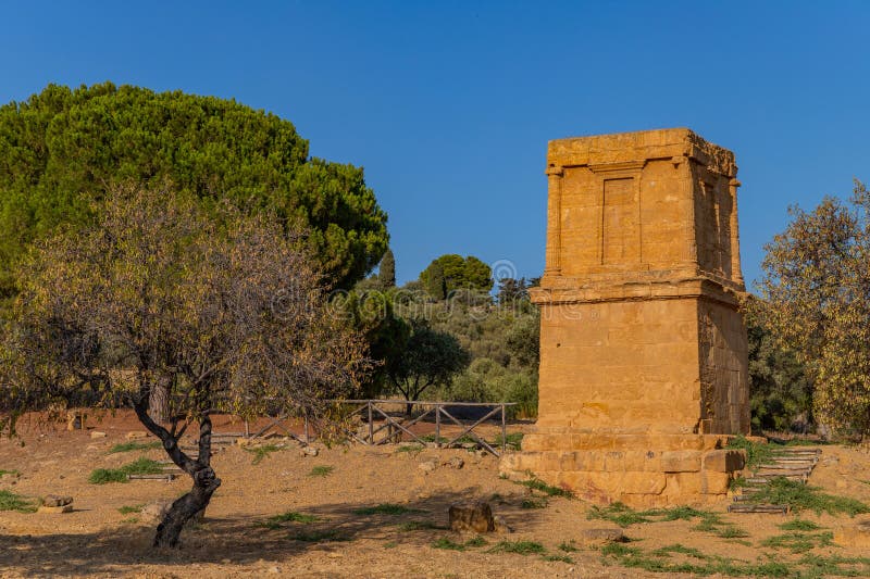 Tomb of Teron stock image. Image of excavations, doric - 390571023