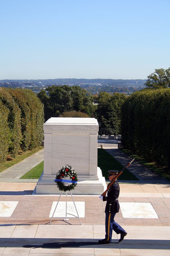 Tomb of the Unknown Soldier Editorial Image - Image of virginia ...