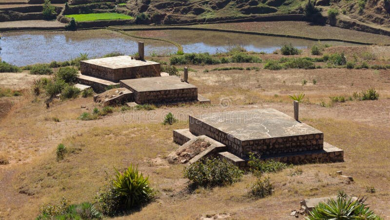 Tombeau Traditionnel D'Antandroy Photo stock - Image du malgache ...