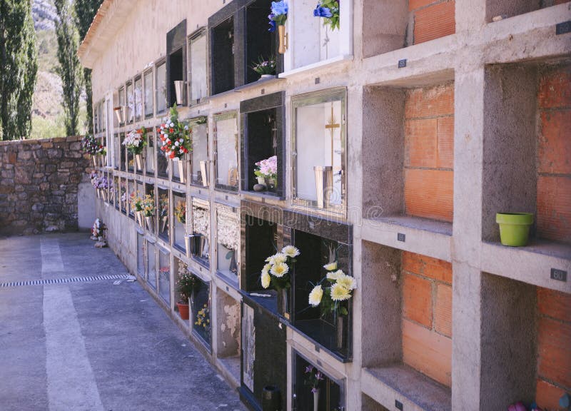 Tombs in a Cemetery of Spain Editorial Photography - Image of history ...