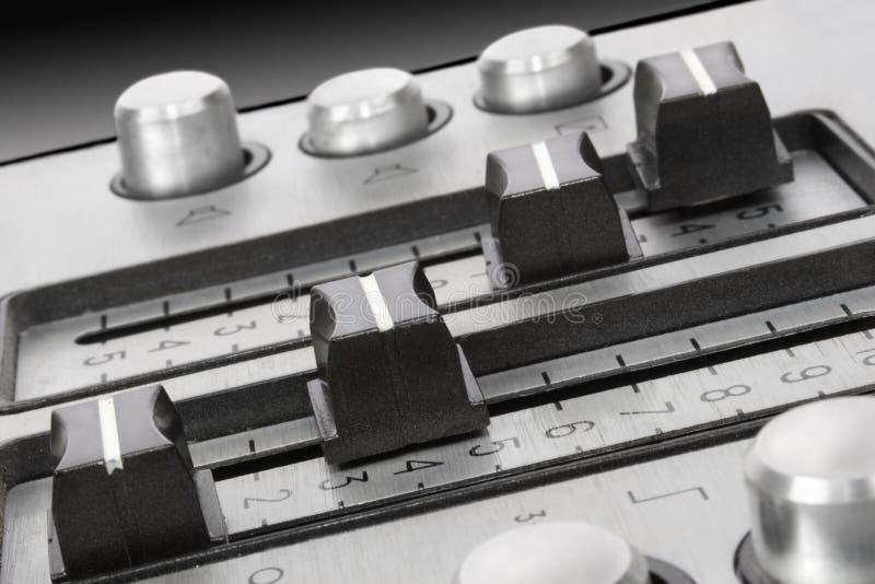 Ton Regulators&buttons-1 Stockbild - Bild von griff, satz: 2165655