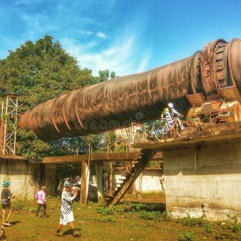 Tonasa Park editorial photography. Image of industry - 135593517