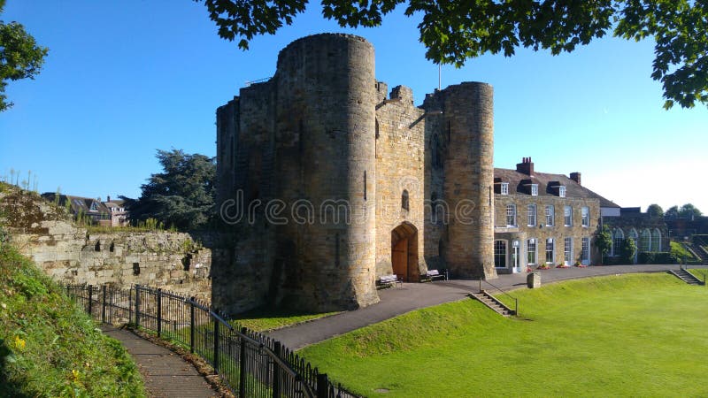 Tonbridge Castle stock image. Image of army, ancient - 14463609
