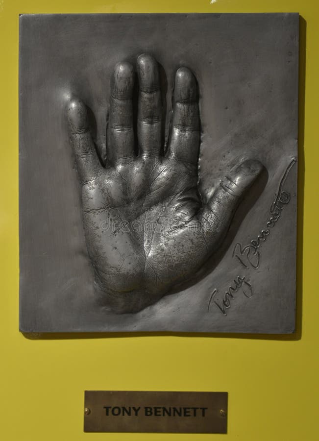 Tony Bennett editorial photo. Image of founder, bennett - 31529526