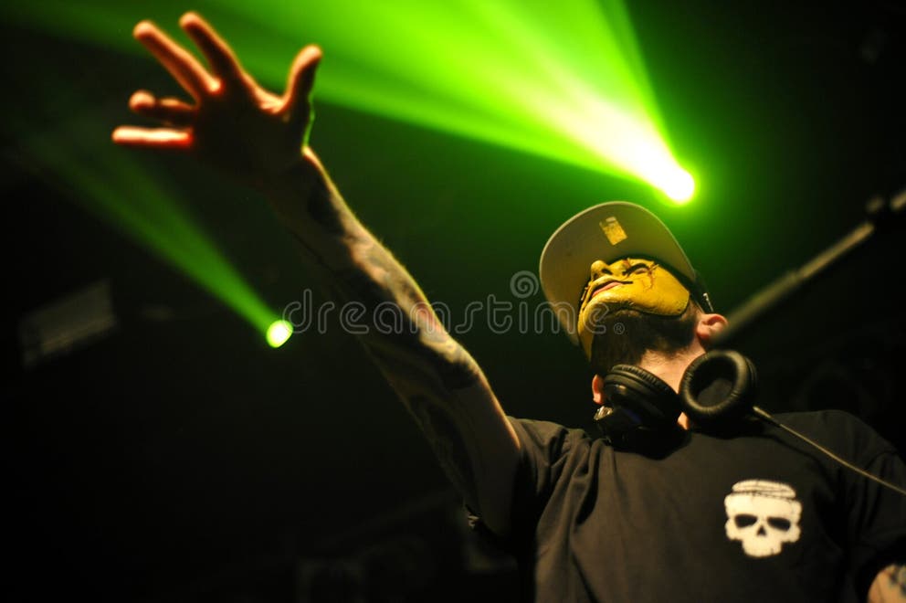 Tony Friend editorial image. Image of music, dubstep - 31210655