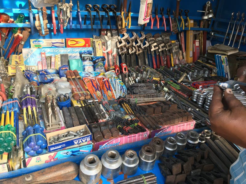 Tool shop editorial image. Image of assortment, grease - 89861435