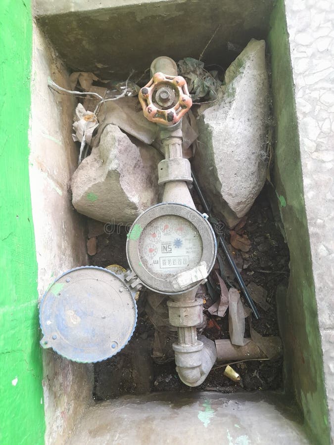 A Tool To Measure the Use of Tap Water Stock Image - Image of plant ...