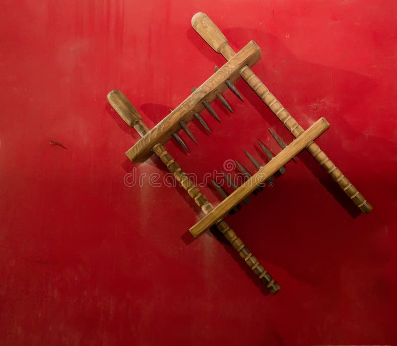 Tools of the Middle Ages for Torture. Knee Crusher Stock Photo - Image ...