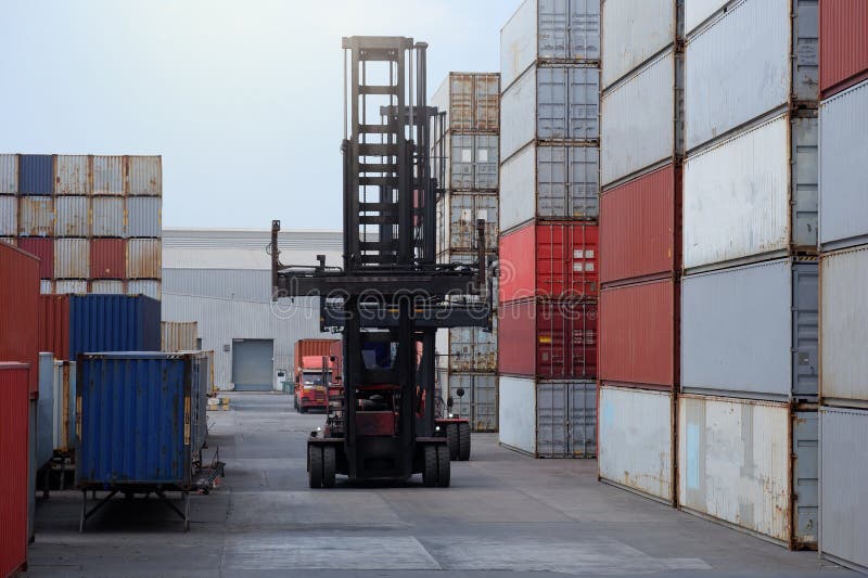 Tools Used To Lift Industrial Containers from Cargo Ships for Export ...