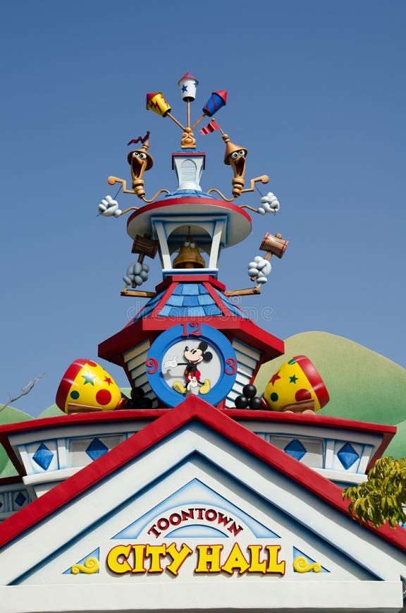 Toontown editorial photography. Image of mouse, clock - 23621197