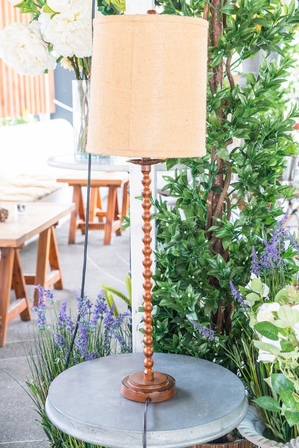 Top reading lamp, contemporary table top reading