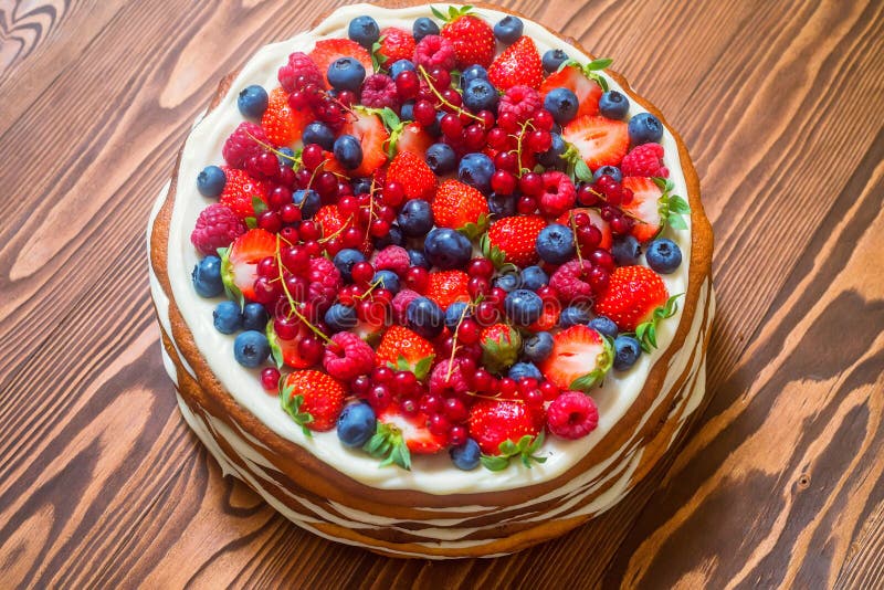 Top View Delicious Cake with Berries Stock Image - Image of fruit ...