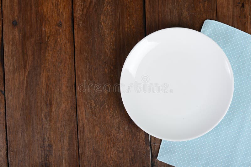 Top View Empty Dish on the Table Background Stock Photo - Image of food ...