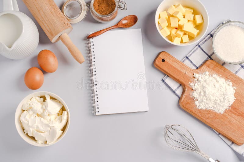 Art Writing Pastry Joyeux Anniversaire Stock Photo - Image of pink ...