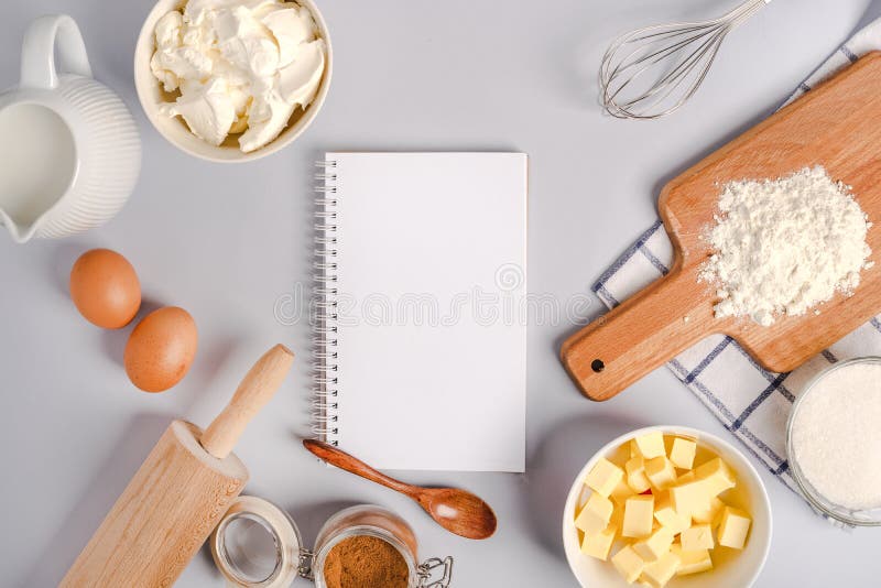 Art Writing Pastry Joyeux Anniversaire Stock Photo - Image of pink ...