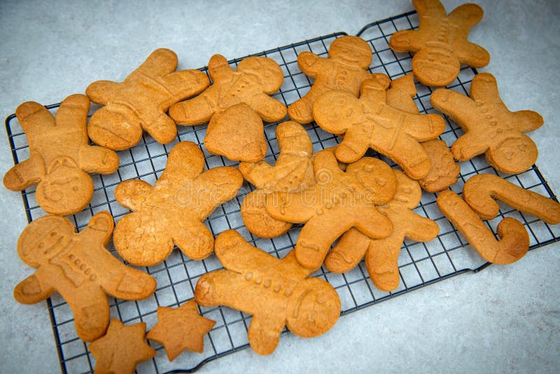 Top View of Gingerbread Man Cookies on Wire Mesh Tray Stock Photo ...