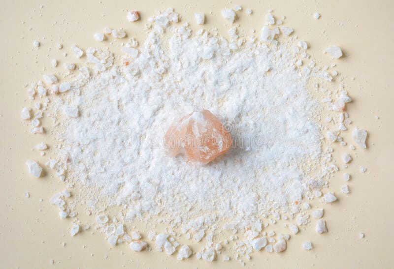 Top View Himalayan Pink Rock Salt Stock Photo - Image of flat, mineral ...