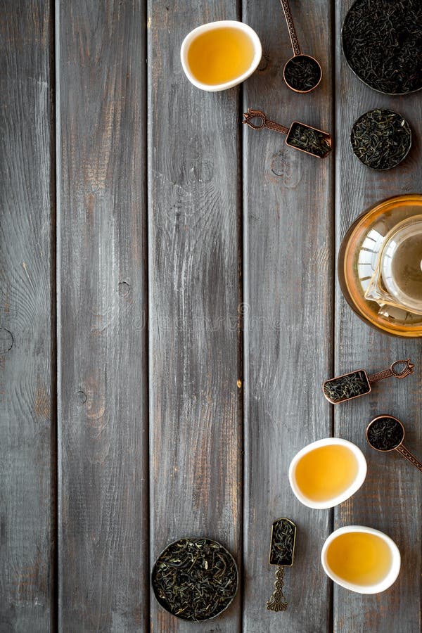Top View of Hot and Dry Tea in Teapot and Cups. Tea Ceremony Concept ...