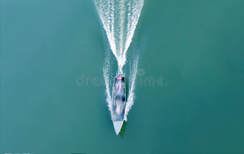Top View Long Tail Boat is Running on Water. Stock Photo - Image of ...