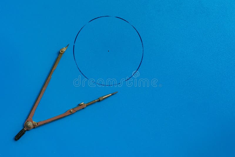 Pair of Compasses Drawing Circle Stock Image - Image of geometry ...