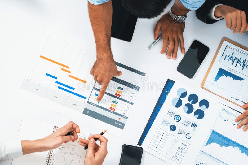 Top View Project Manager Communicate and Collaborate with Team. Prudent ...