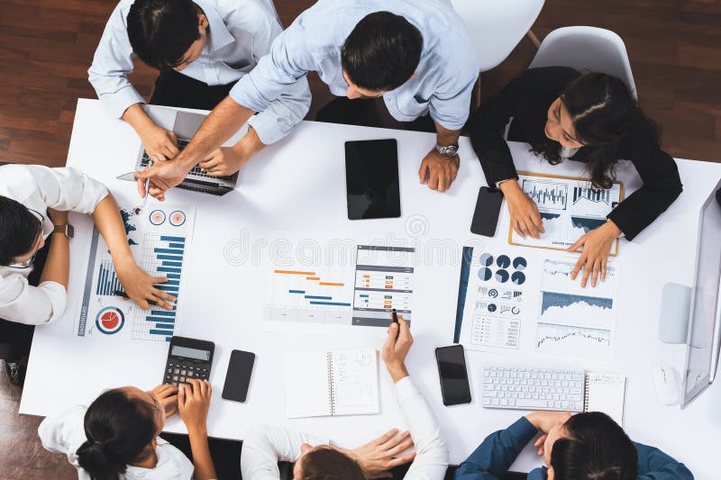 Top View Project Manager Communicate and Collaborate with Team. Prudent ...