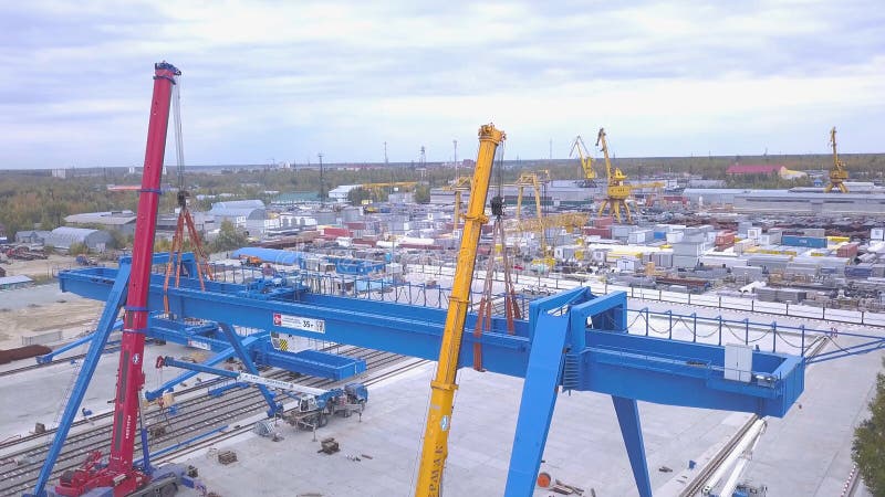 Top View of the Repair Gantry Crane. Clip Editorial Photo - Image of ...